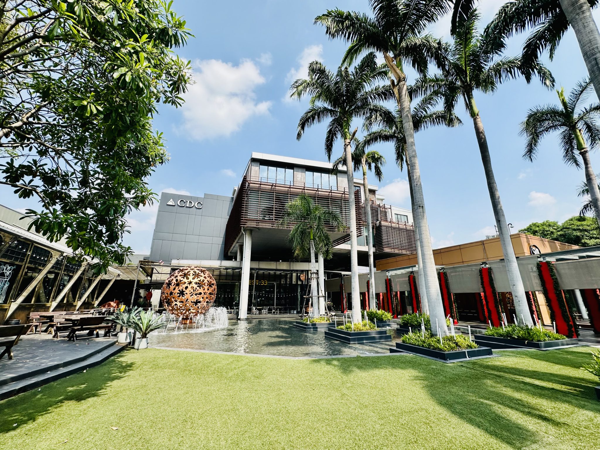 CDC Crystal Design Center | ซีดีซี คริสตัล ดีไซน์ เซ็นเตอร์ ...
